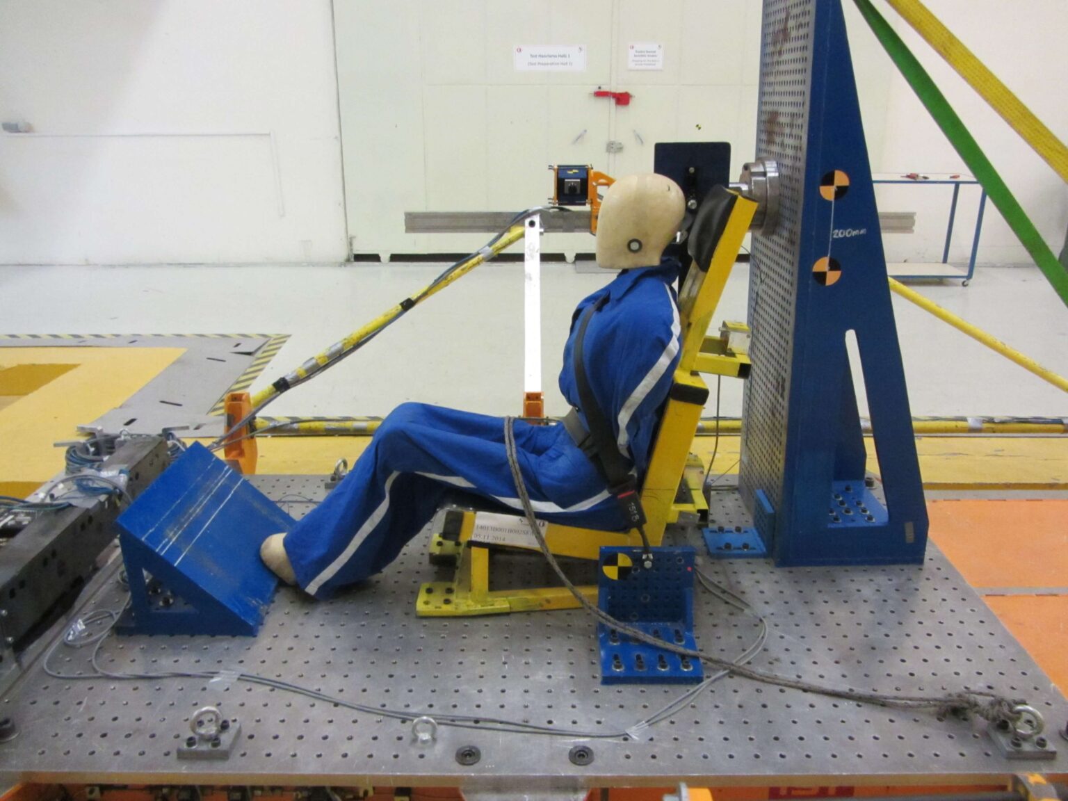 ECE R14, ECE R16, ECE R17, ECE R80 - Sürücü, Hostes ve Yolcu Koltukları ...